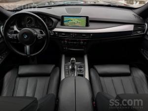 Black BMW X5 2014 in Jurmala, with an engine capacity of 3.00 L and mileage of 263 thousand km for 22950 €, photo 15 on AUTOMOTO.COM.LV