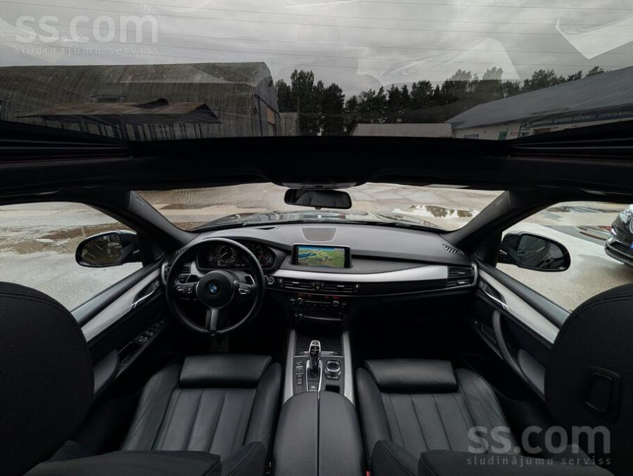 Black BMW X5 2014 in Jurmala, with an engine capacity of 3.00 L and mileage of 263 thousand km for 22950 €, photo 24 on AUTOMOTO.COM.LV