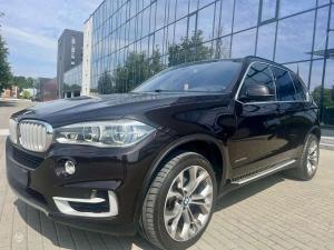 Black BMW X5 2014 in Kaunas, with an engine capacity of 2.00 L and mileage of 289 thousand km for 19999 €, photo 6 on AUTOMOTO.COM.LV