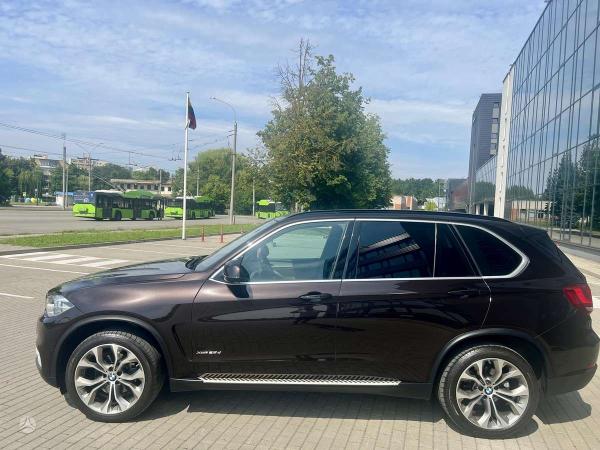 Melns BMW X5 2014 Kauņa, ar dzinēja tilpumu 2.00 L un nobraukumu 289 tūkst. km par 19999 €, foto 7 vietnē AUTOMOTO.COM.LV