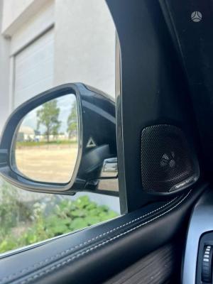 Black BMW X5 2014 in Kaunas, with an engine capacity of 2.00 L and mileage of 289 thousand km for 19999 €, photo 46 on AUTOMOTO.COM.LV