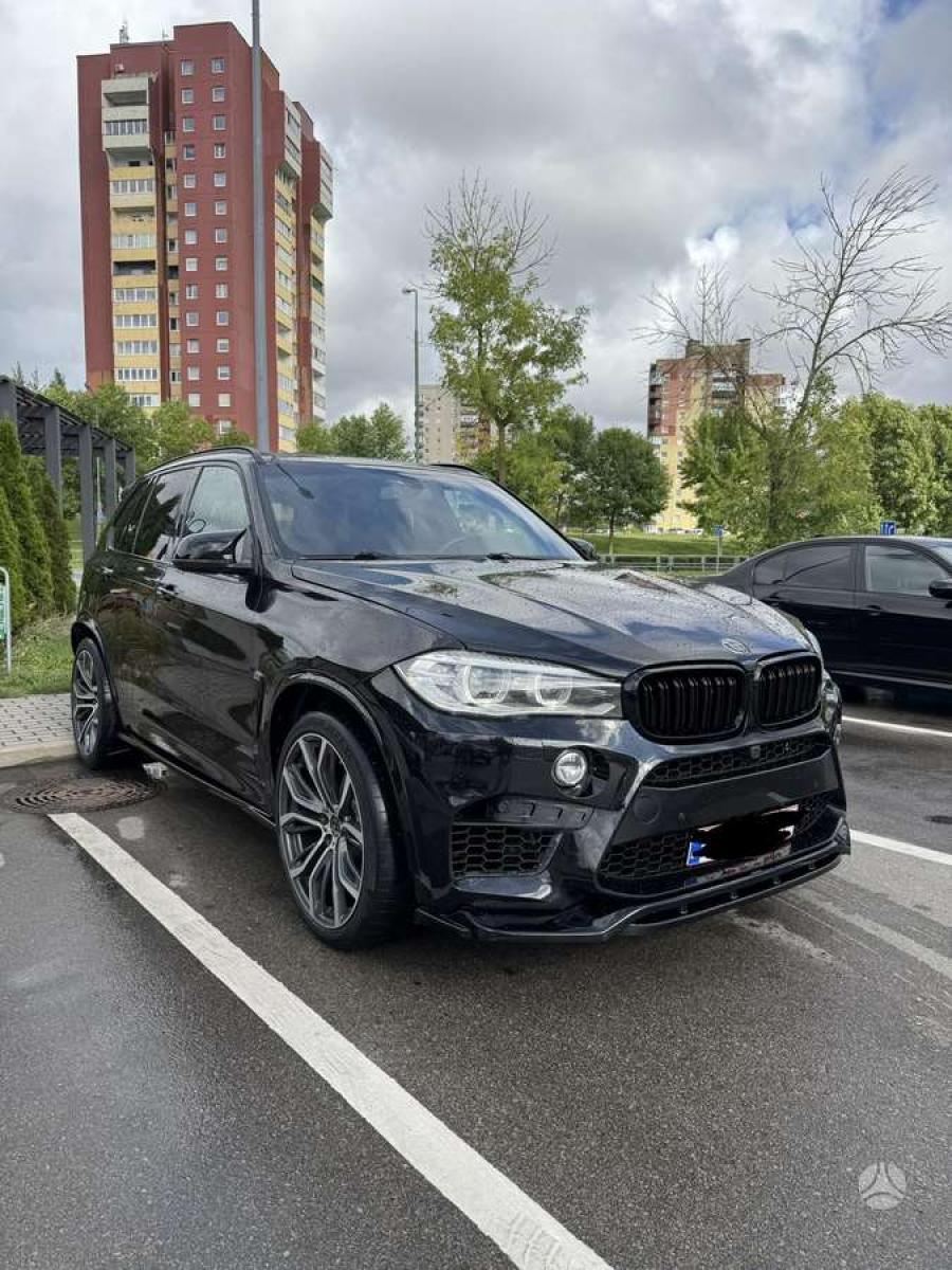 Black BMW X5 2014 in Klaipeda, with an engine capacity of 2.98 L and mileage of 321 thousand km for 16500 €, photo 3 on AUTOMOTO.COM.LV