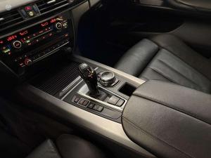 Melns BMW X5 2014 Marijampole, ar dzinēja tilpumu 2.99 L un nobraukumu 253 tūkst. km par 19999 €, foto 4 vietnē AUTOMOTO.COM.LV