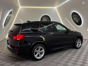 Melns BMW X5 2014 Marijampole, ar dzinēja tilpumu 2.99 L un nobraukumu 253 tūkst. km par 19999 €, foto 8 vietnē AUTOMOTO.COM.LV