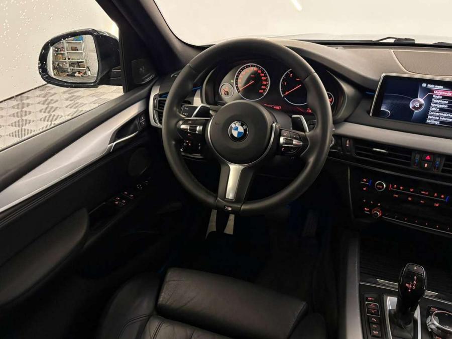 Melns BMW X5 2014 Marijampole, ar dzinēja tilpumu 2.99 L un nobraukumu 253 tūkst. km par 19999 €, foto 20 vietnē AUTOMOTO.COM.LV