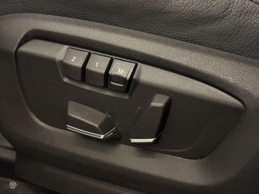 Melns BMW X5 2014 Marijampole, ar dzinēja tilpumu 2.99 L un nobraukumu 253 tūkst. km par 19999 €, foto 25 vietnē AUTOMOTO.COM.LV
