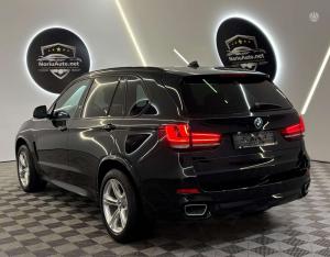 Melns BMW X5 2014 Marijampole, ar dzinēja tilpumu 2.99 L un nobraukumu 253 tūkst. km par 19999 €, foto 35 vietnē AUTOMOTO.COM.LV