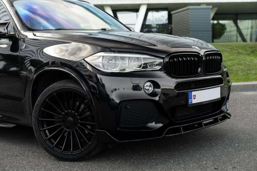 Melns BMW X5 2014 Viļņa, ar dzinēja tilpumu 2.99 L un nobraukumu 240 tūkst. km par 21500 €, foto 4 vietnē AUTOMOTO.COM.LV