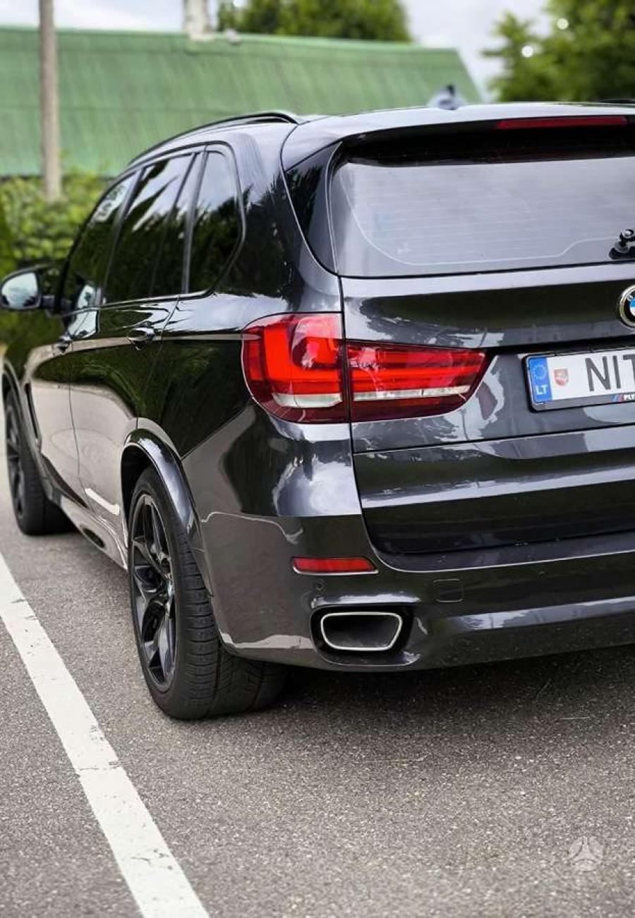 Melns BMW X5 2014 Viļņa, ar dzinēja tilpumu 2.99 L un nobraukumu 227 tūkst. km par 17900 €, foto 10 vietnē AUTOMOTO.COM.LV