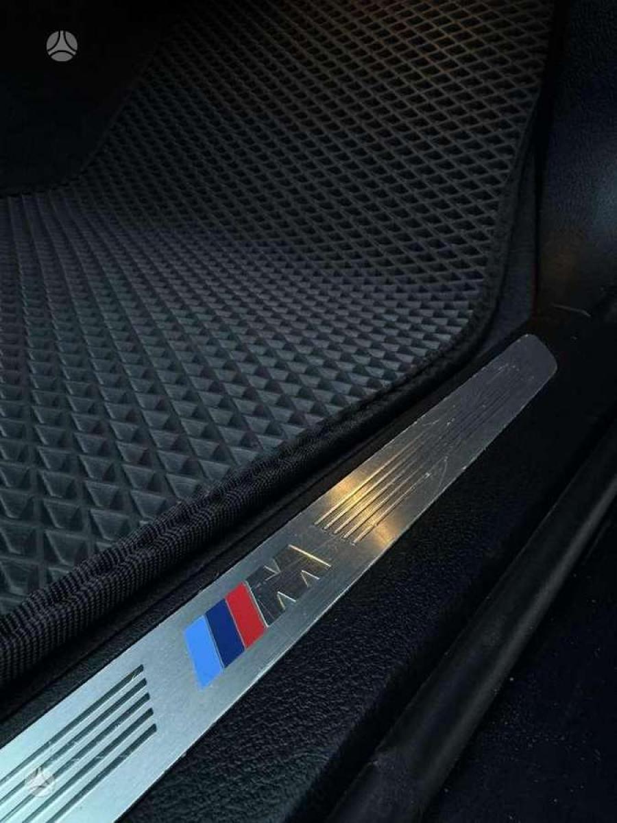 Melns BMW X5 2014 Viļņa, ar dzinēja tilpumu 2.99 L un nobraukumu 227 tūkst. km par 17900 €, foto 32 vietnē AUTOMOTO.COM.LV
