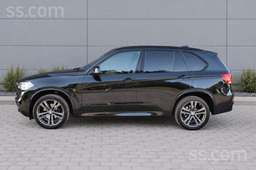 Melns BMW X5 2014 Rīga, ar dzinēja tilpumu 3.00 L un nobraukumu 285 tūkst. km par 19950 €, foto 3 vietnē AUTOMOTO.COM.LV