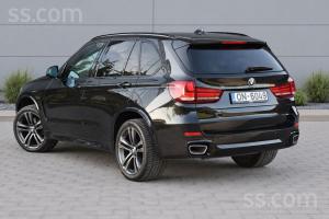 Melns BMW X5 2014 Rīga, ar dzinēja tilpumu 3.00 L un nobraukumu 285 tūkst. km par 19950 €, foto 5 vietnē AUTOMOTO.COM.LV