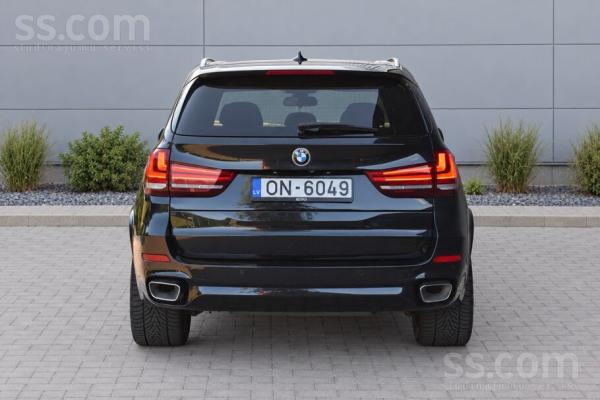 Melns BMW X5 2014 Rīga, ar dzinēja tilpumu 3.00 L un nobraukumu 285 tūkst. km par 19950 €, foto 7 vietnē AUTOMOTO.COM.LV