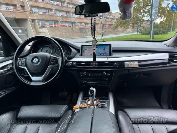 Melns BMW X5 2014 Tallina, ar dzinēja tilpumu 3.00 L un nobraukumu 208 tūkst. km par 22500 €, foto 10 vietnē AUTOMOTO.COM.LV