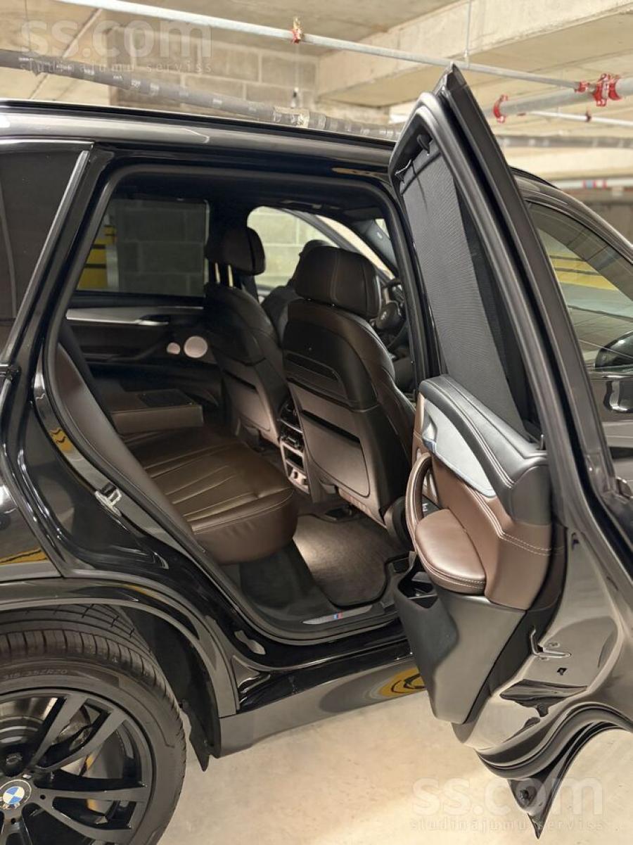 Melns BMW X5 2014 Jūrmala, ar dzinēja tilpumu 3.00 L un nobraukumu 193 tūkst. km par 21900 €, foto 8 vietnē AUTOMOTO.COM.LV
