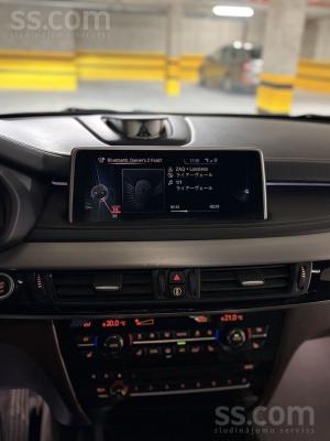 Melns BMW X5 2014 Jūrmala, ar dzinēja tilpumu 3.00 L un nobraukumu 193 tūkst. km par 21900 €, foto 13 vietnē AUTOMOTO.COM.LV