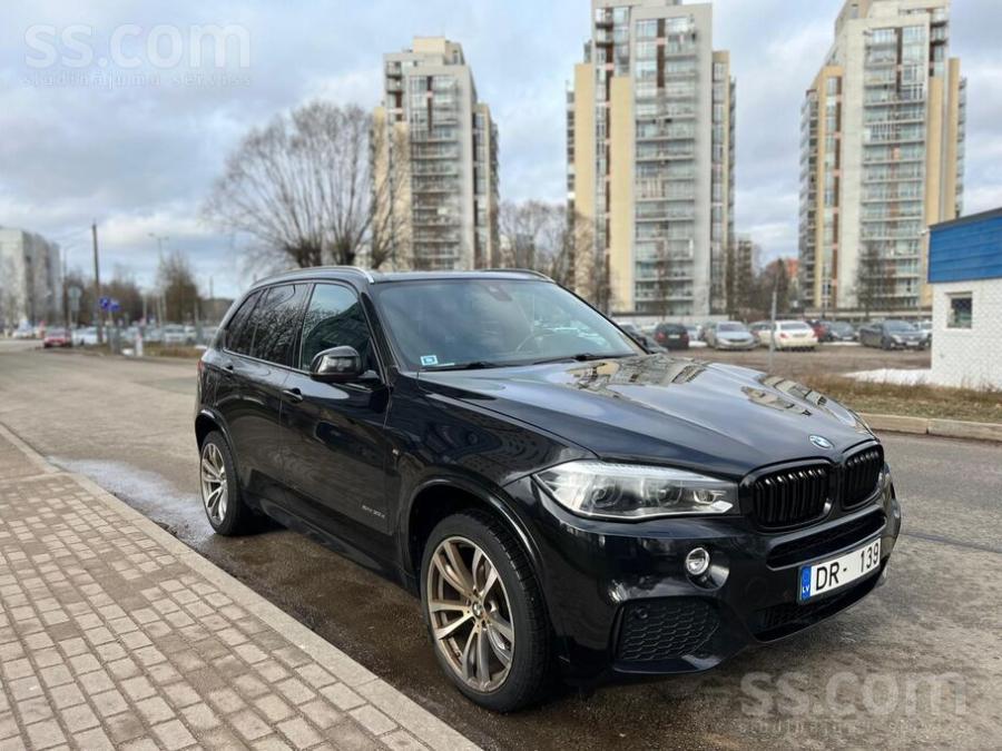 Melns BMW X5 2015 Rīga, ar dzinēja tilpumu 3.00 L un nobraukumu 215 tūkst. km par 26000 €, foto 3 vietnē AUTOMOTO.COM.LV