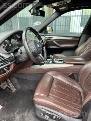 Melns BMW X5 2015 Rīga, ar dzinēja tilpumu 3.00 L un nobraukumu 215 tūkst. km par 26000 €, foto 9 vietnē AUTOMOTO.COM.LV