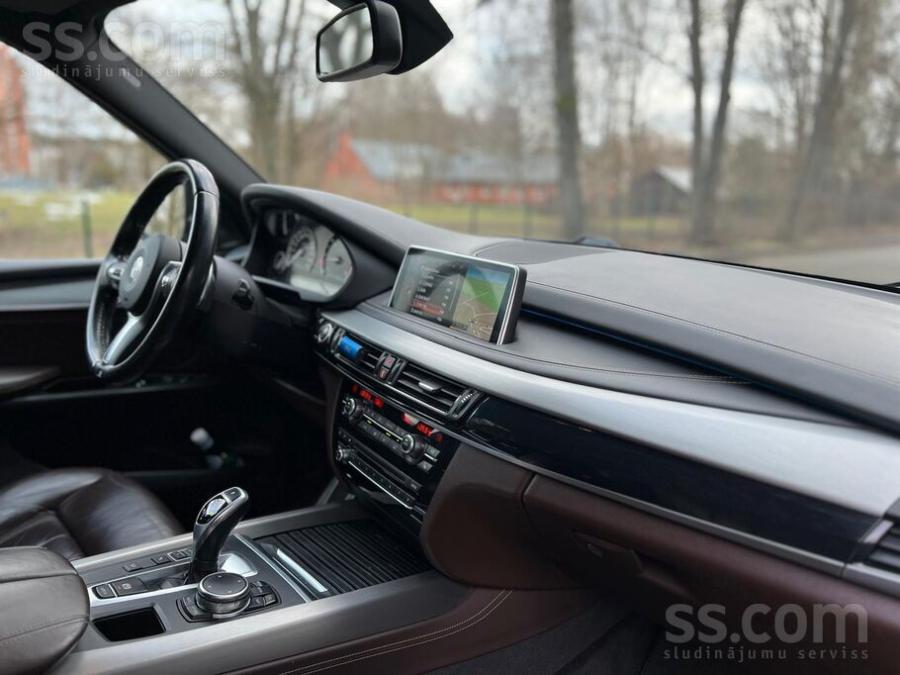 Melns BMW X5 2015 Rīga, ar dzinēja tilpumu 3.00 L un nobraukumu 215 tūkst. km par 26000 €, foto 11 vietnē AUTOMOTO.COM.LV