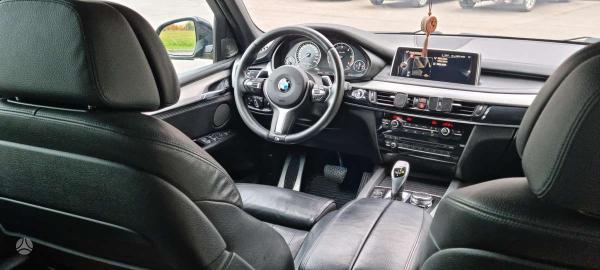 Black BMW X5 2015 in Alytus, with an engine capacity of 2.99 L and mileage of 335 thousand km for 19900 €, photo 11 on AUTOMOTO.COM.LV