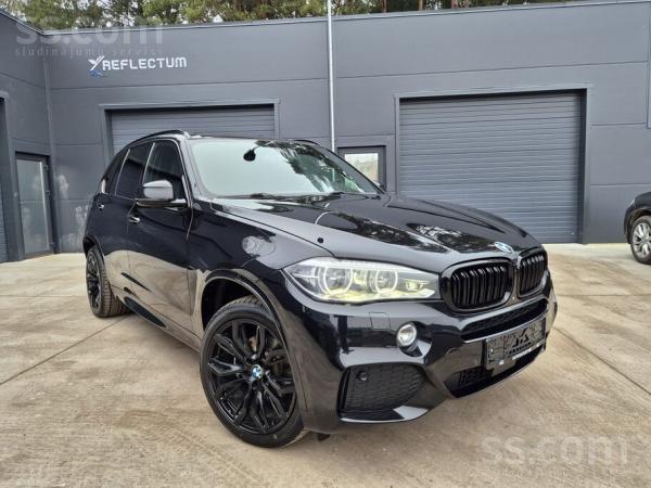 Black BMW X5 2015 in Jurmala, with an engine capacity of 3.00 L and mileage of 0 thousand km for 23950 €, photo 1 on AUTOMOTO.COM.LV