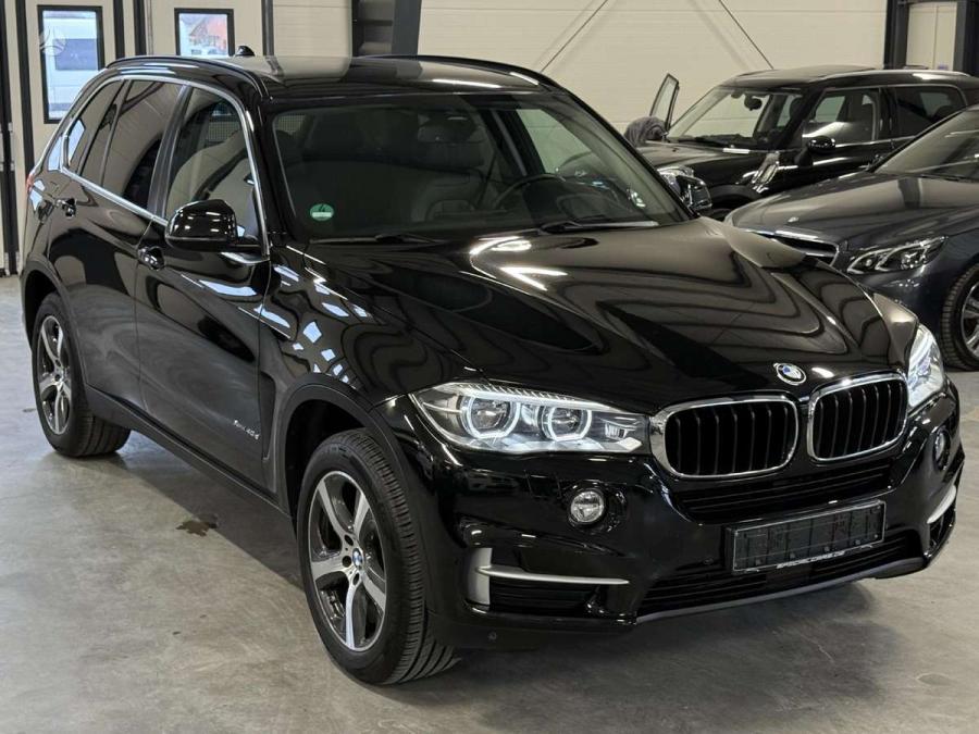 Melns BMW X5 2015 Marijampole, ar dzinēja tilpumu 2.99 L un nobraukumu 296 tūkst. km par 18700 €, foto 9 vietnē AUTOMOTO.COM.LV