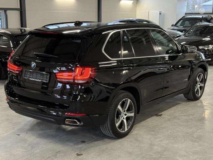 Melns BMW X5 2015 Marijampole, ar dzinēja tilpumu 2.99 L un nobraukumu 296 tūkst. km par 18700 €, foto 12 vietnē AUTOMOTO.COM.LV