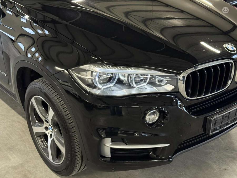 Melns BMW X5 2015 Marijampole, ar dzinēja tilpumu 2.99 L un nobraukumu 296 tūkst. km par 18700 €, foto 34 vietnē AUTOMOTO.COM.LV