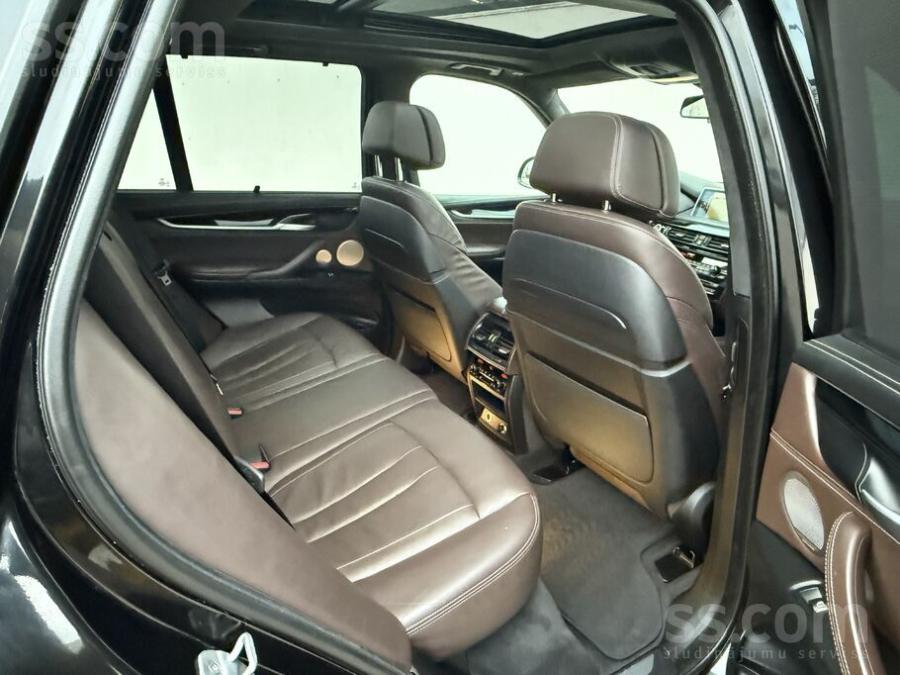 Melns BMW X5 2015 Rīga, ar dzinēja tilpumu 3.00 L un nobraukumu 0 tūkst. km par 18450 €, foto 17 vietnē AUTOMOTO.COM.LV