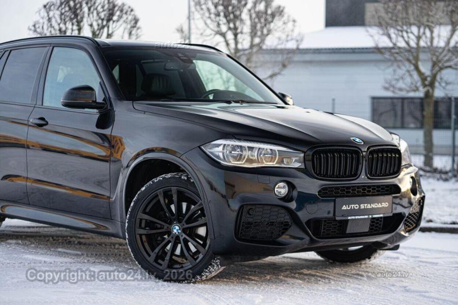Black BMW X5 2015 in Tartu, with an engine capacity of 3.00 L and mileage of 163 thousand km for 27400 €, photo 1 on AUTOMOTO.COM.LV