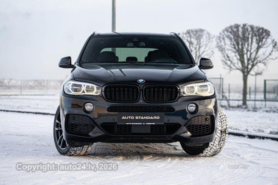 Black BMW X5 2015 in Tartu, with an engine capacity of 3.00 L and mileage of 163 thousand km for 27400 €, photo 4 on AUTOMOTO.COM.LV