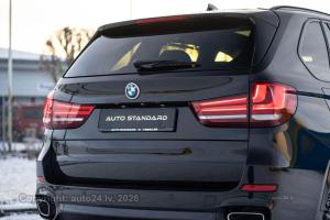Black BMW X5 2015 in Tartu, with an engine capacity of 3.00 L and mileage of 163 thousand km for 27400 €, photo 9 on AUTOMOTO.COM.LV