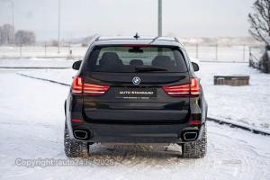 Black BMW X5 2015 in Tartu, with an engine capacity of 3.00 L and mileage of 163 thousand km for 27400 €, photo 12 on AUTOMOTO.COM.LV