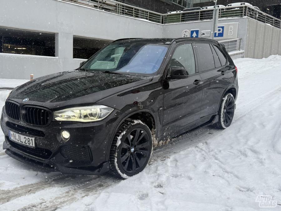 Melns BMW X5 2015 Viļņa, ar dzinēja tilpumu 3.00 L un nobraukumu 300 tūkst. km par 21000 €, foto 1 vietnē AUTOMOTO.COM.LV
