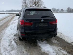 Melns BMW X5 2015 Anykščiai, ar dzinēja tilpumu 2.99 L un nobraukumu 372 tūkst. km par 11700 €, foto 3 vietnē AUTOMOTO.COM.LV