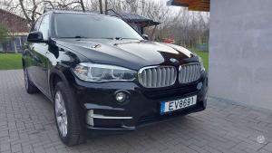 Melns BMW X5 2015 Viļņa, ar dzinēja tilpumu 2.00 L un nobraukumu 251 tūkst. km par 18600 €, foto 3 vietnē AUTOMOTO.COM.LV