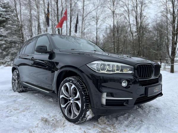 Black BMW X5 2015 in Kazlu Ruda, with an engine capacity of 2.00 L and mileage of 287 thousand km for 17500 €, photo 5 on AUTOMOTO.COM.LV