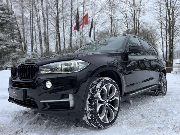 Black BMW X5 2015 in Kazlu Ruda, with an engine capacity of 2.00 L and mileage of 287 thousand km for 17500 €, photo 6 on AUTOMOTO.COM.LV