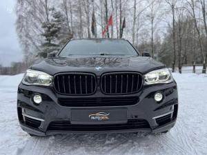 Black BMW X5 2015 in Kazlu Ruda, with an engine capacity of 2.00 L and mileage of 287 thousand km for 17500 €, photo 11 on AUTOMOTO.COM.LV