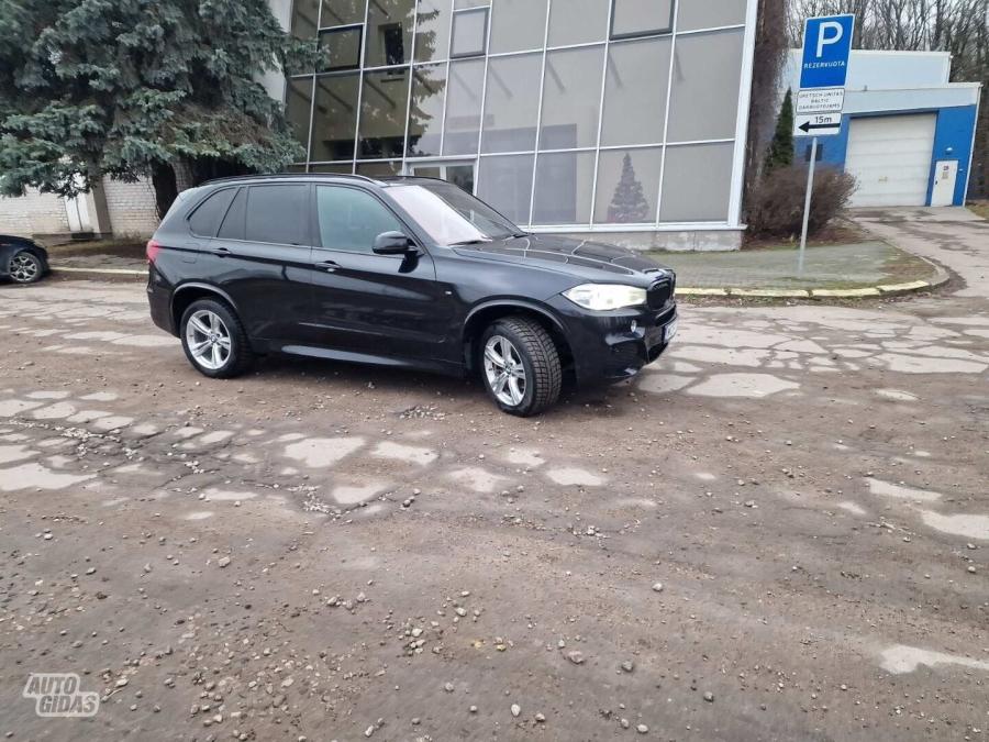 Melns BMW X5 2015 Viļņa, ar dzinēja tilpumu 3.00 L un nobraukumu 316 tūkst. km par 18500 €, foto 2 vietnē AUTOMOTO.COM.LV