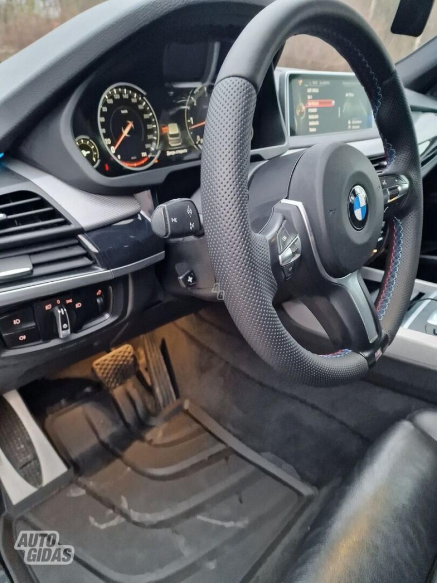 Melns BMW X5 2015 Viļņa, ar dzinēja tilpumu 3.00 L un nobraukumu 316 tūkst. km par 18500 €, foto 3 vietnē AUTOMOTO.COM.LV