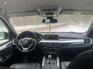 Black BMW X5 2015 in Alytus, with an engine capacity of 2.00 L and mileage of 320 thousand km for 15800 €, photo 16 on AUTOMOTO.COM.LV
