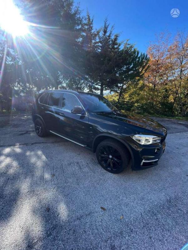 Melns BMW X5 2015 Telšiai, ar dzinēja tilpumu 2.00 L un nobraukumu 234 tūkst. km par 17198 €, foto 5 vietnē AUTOMOTO.COM.LV