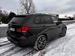 Black BMW X5 2015 in Tallinn, with an engine capacity of 3.00 L and mileage of 191 thousand km for 28500 €, photo 6 on AUTOMOTO.COM.LV