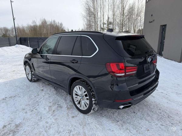 Melns BMW X5 2015 Kauņa, ar dzinēja tilpumu 4.40 L un nobraukumu 132 tūkst. km par 10800 €, foto 3 vietnē AUTOMOTO.COM.LV