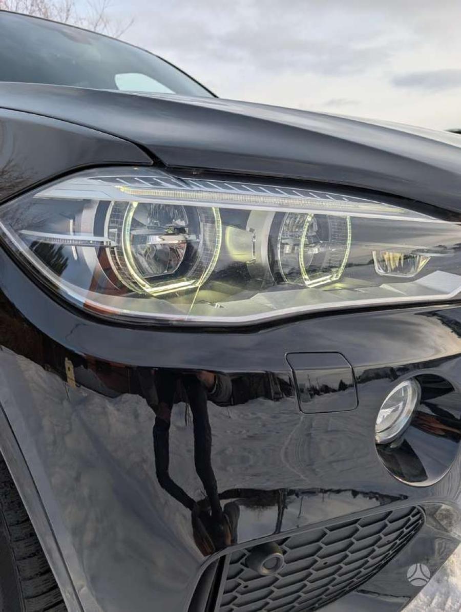 Black BMW X5 2015 in Kaunas, with an engine capacity of 2.98 L and mileage of 131 thousand km for 17800 €, photo 21 on AUTOMOTO.COM.LV