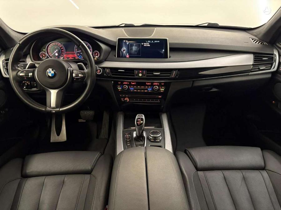 Melns BMW X5 2015 Marijampole, ar dzinēja tilpumu 2.99 L un nobraukumu 145 tūkst. km par 24850 €, foto 5 vietnē AUTOMOTO.COM.LV