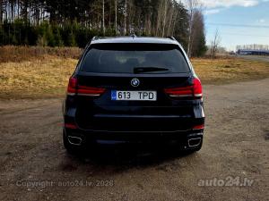 Melns BMW X5 2015 Tartu, ar dzinēja tilpumu 3.00 L un nobraukumu 169 tūkst. km par 21900 €, foto 3 vietnē AUTOMOTO.COM.LV