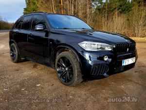 Melns BMW X5 2015 Tartu, ar dzinēja tilpumu 3.00 L un nobraukumu 169 tūkst. km par 21900 €, foto 4 vietnē AUTOMOTO.COM.LV