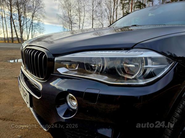 Melns BMW X5 2015 Tartu, ar dzinēja tilpumu 3.00 L un nobraukumu 169 tūkst. km par 21900 €, foto 5 vietnē AUTOMOTO.COM.LV